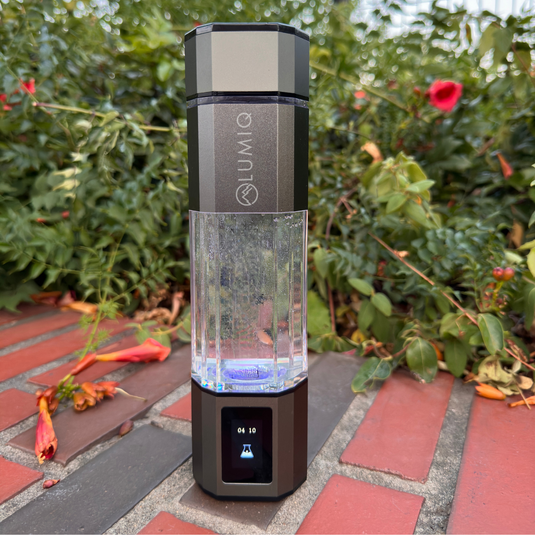 Hydrogen Water for Hydration & Healing On the Go – LUMIQ